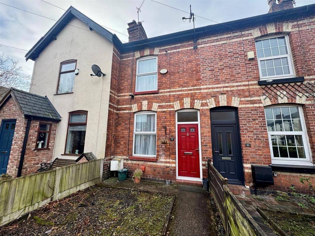 Heaviley Grove, Stockport SK2 2 bed terraced house for sale - £200,000