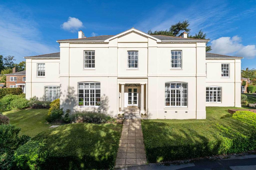 The Rise, Caversham 2 bed apartment - £375,000