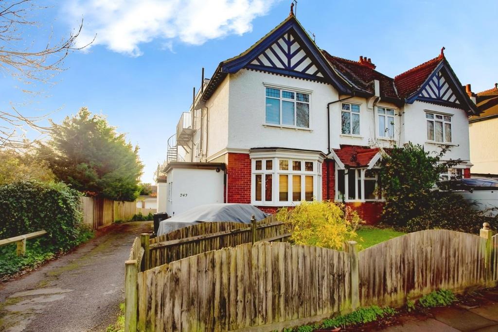Dyke Road, Hove 1 bed apartment to rent - £1,150 pcm (£265 pw)