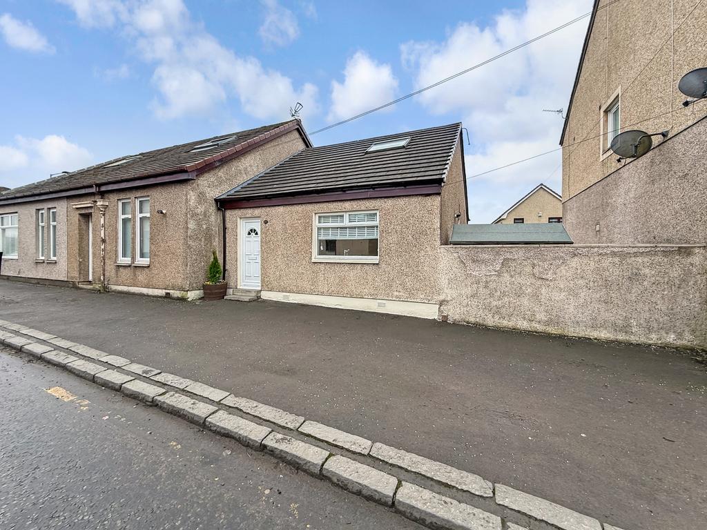 High Street, Newarthill, Motherwell 2 bed cottage - £85,000