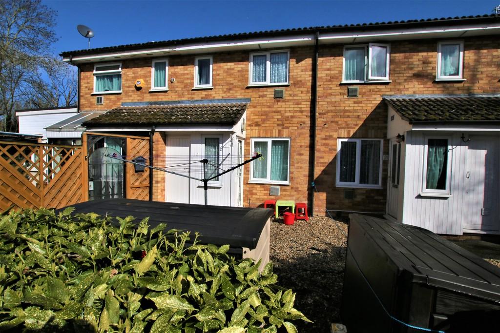Colnbrook 1 bed terraced house for sale - £263,500