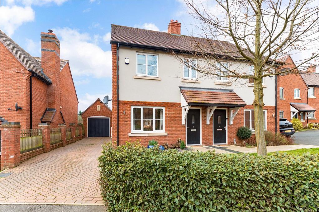 Martley, Worcester, Worcestershire 3 bed semi-detached house for sale ...
