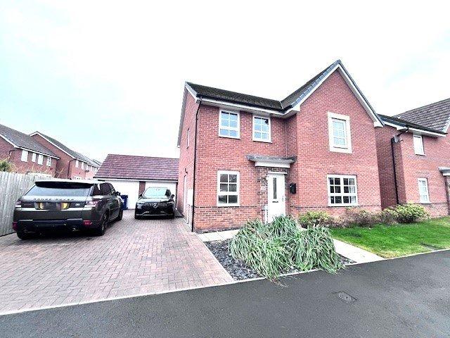Holmes Drive, Tyne and Wear NE31 4 bed detached house - £370,000