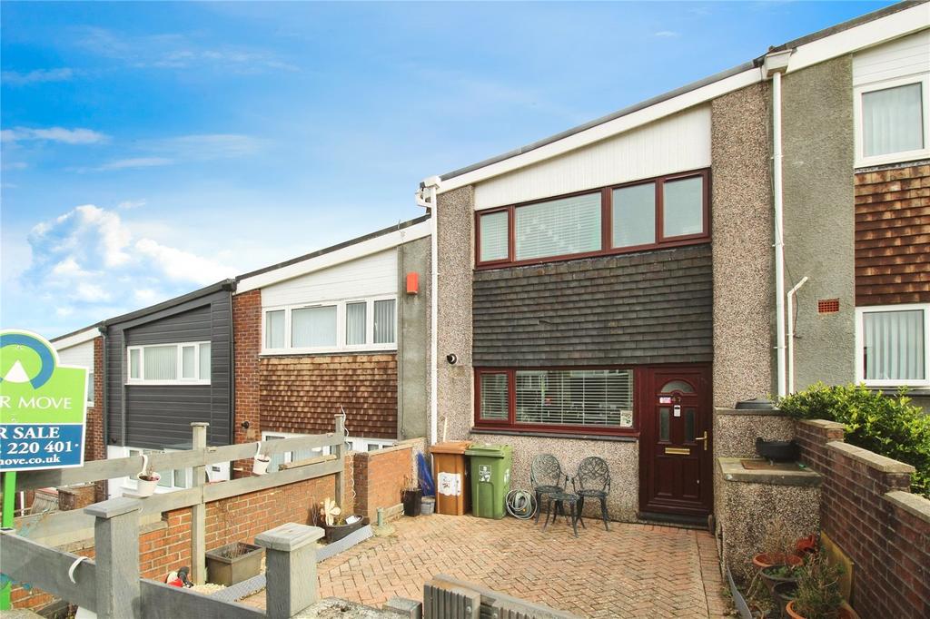 Lundy Close, Devon PL6 3 bed terraced house for sale - £160,000