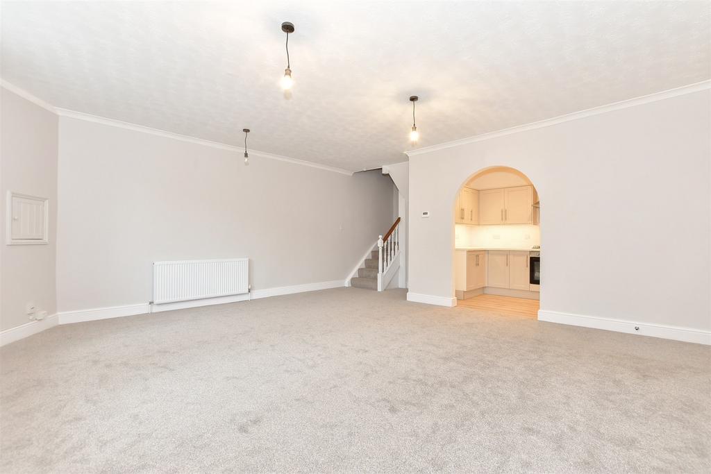 Chapel Lane, Staplehurst, Kent 2 bed semi-detached house - £300,000