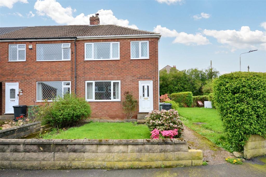 Haigh Gardens, Rothwell, Leeds, West... 3 bed townhouse - £160,000