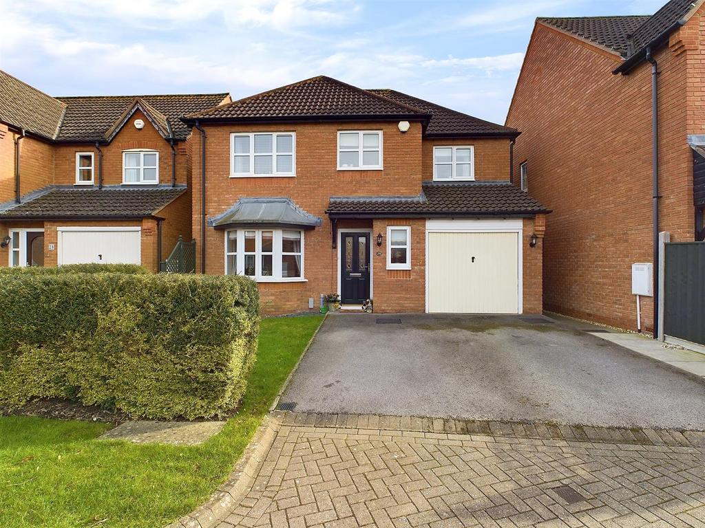 Tudor Close, Churchdown, Gloucester 4 bed detached house for sale - £ ...