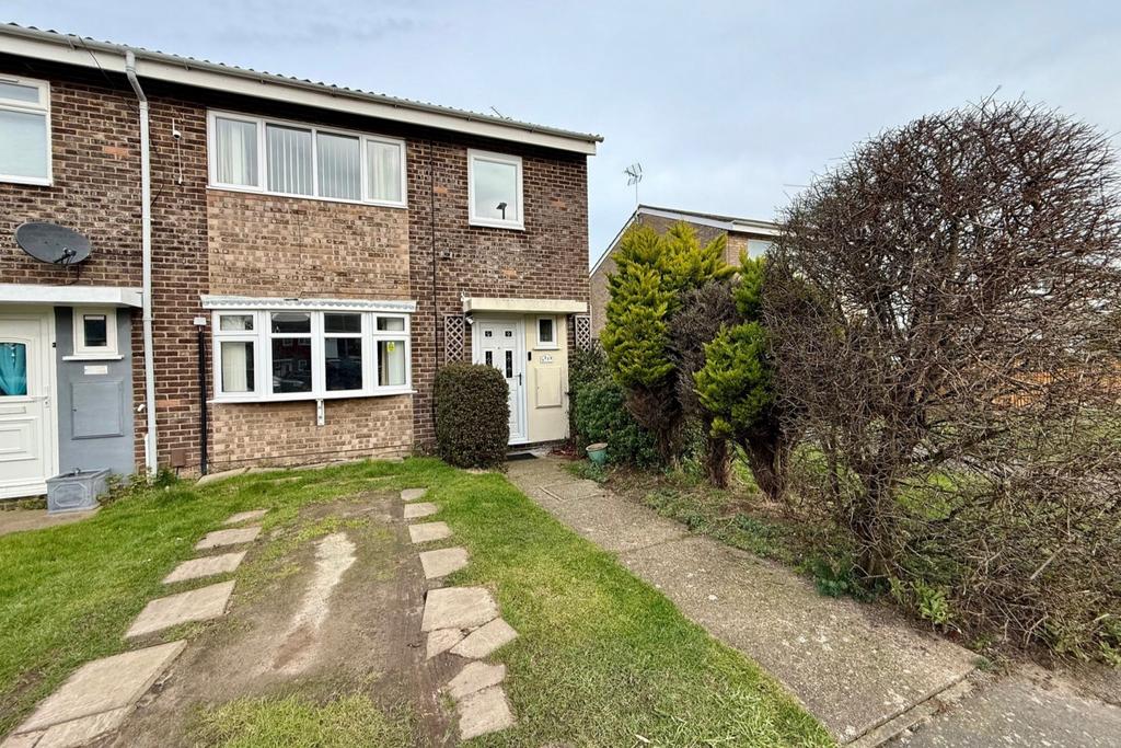 Hewett Close, Gorleston, NR31 3 bed end of terrace house for sale - £175,000