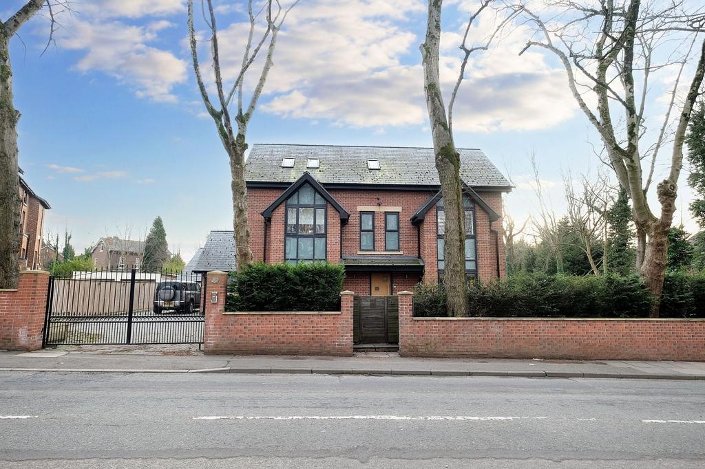 Monton Road, Monton, M30 5 bed detached house for sale - £900,000