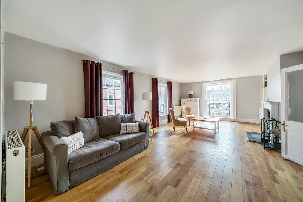 Mill Lane, Wallingford, OX10 2 bed maisonette - £1,500 pcm (£346 pw)