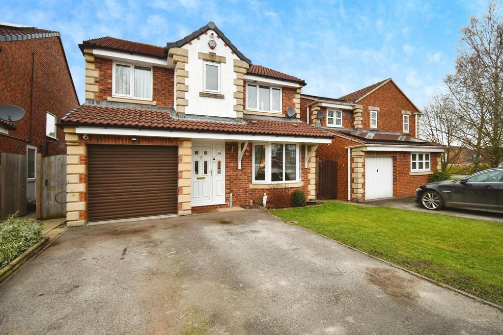 Hell Wath Grove, Ripon 4 bed detached house for sale - £425,000