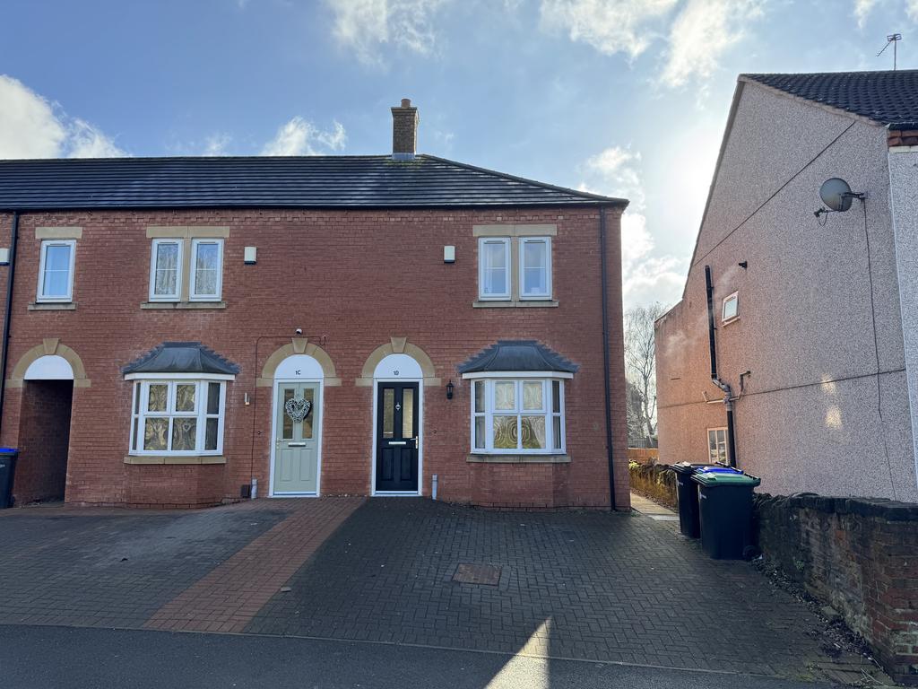 Washdyke Lane, Hucknall NG15 2 bed end of terrace house - £925 pcm (£ ...