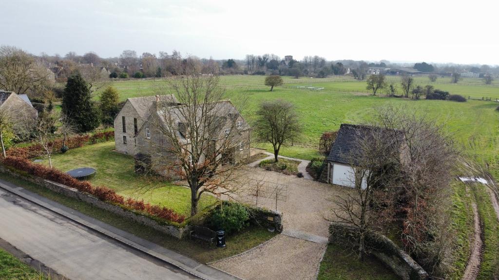 Lechlade Road, Langford, Lechlade... 4 bed detached house for sale - £ ...