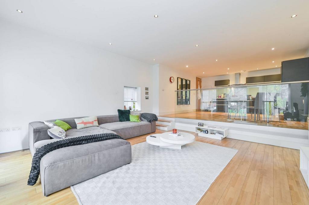 Turnmill Street, Farringdon, London... 1 bed flat to rent - £2,800 pcm ...