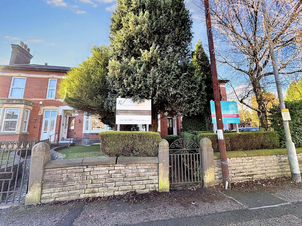 Bury New Road, Whitefield, M45 Office for sale - £450,000