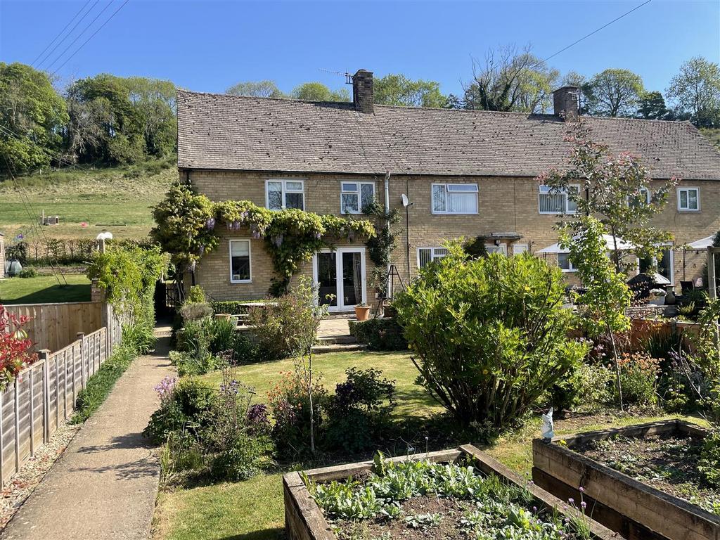 Mill View, Naunton 3 bed end of terrace house for sale - £415,000