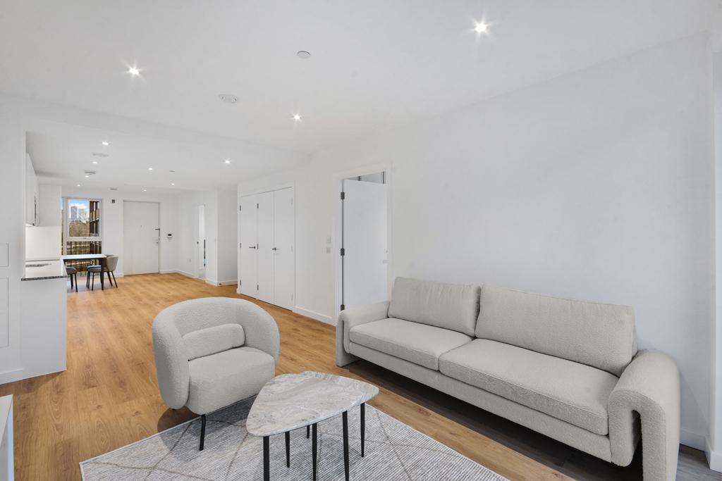 Dockley Road London SE16 2 bed apartment - £2,773 pcm (£640 pw)