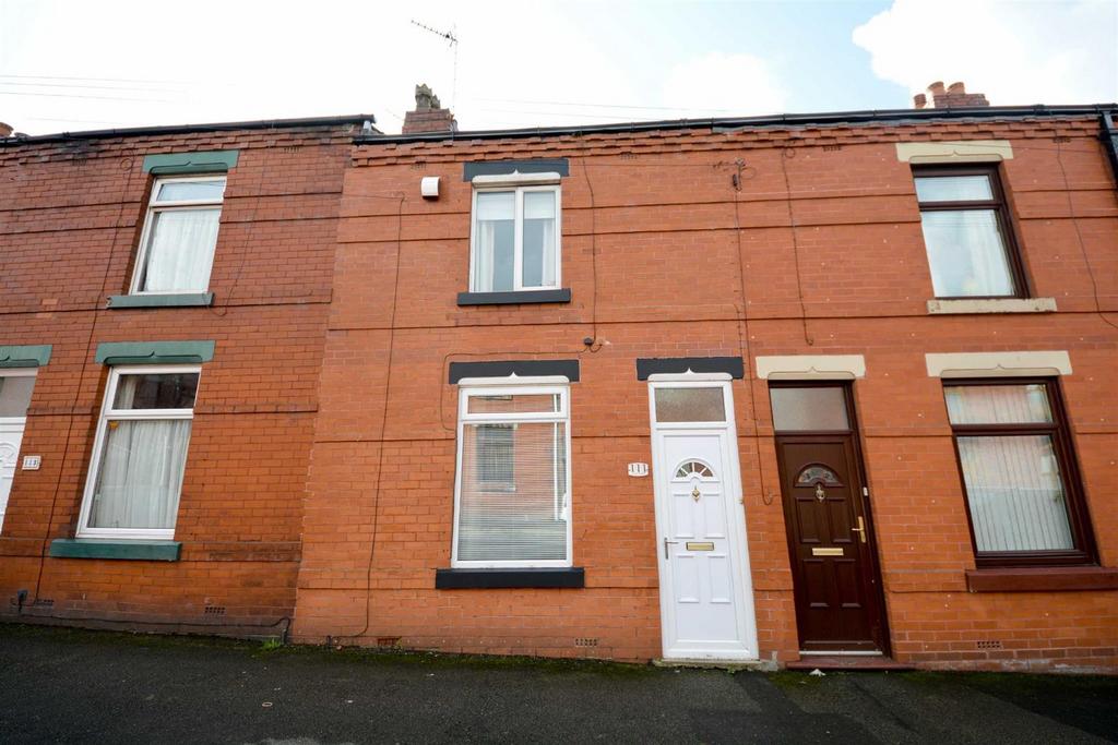 Diggle Street, Springfield, Wigan... 2 bed terraced house - £800 pcm (£ ...