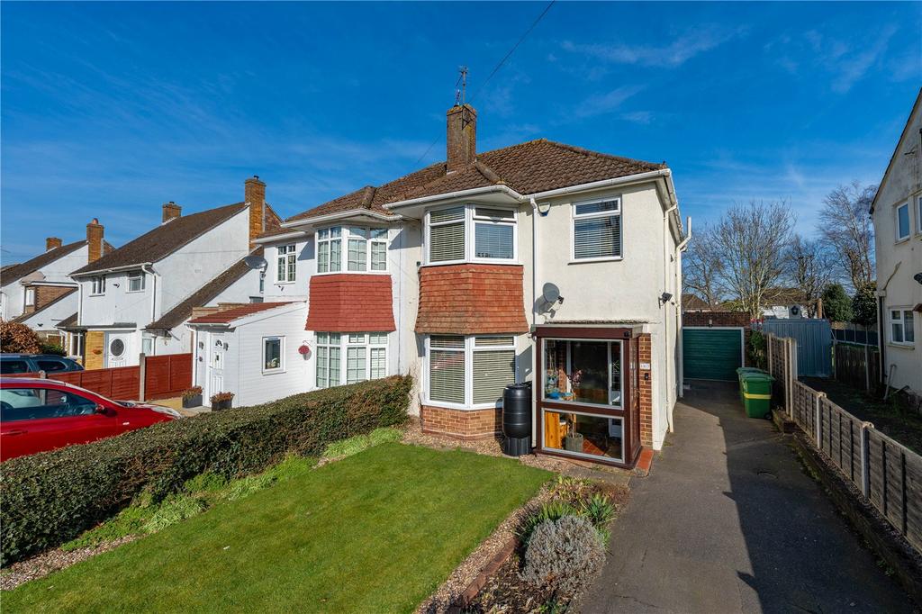 Sutton Road, Maidstone, ME15 3 bed semi-detached house - £400,000