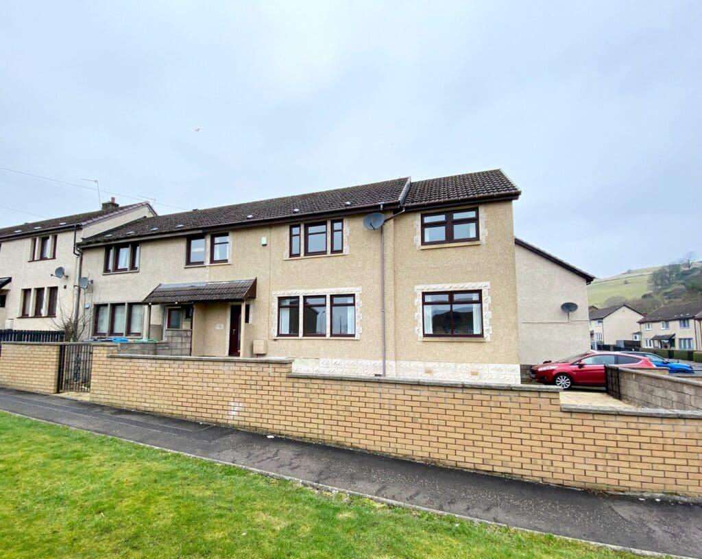 Kirkton Park, Ballingry KY5 3 bed semi-detached house - £165,000