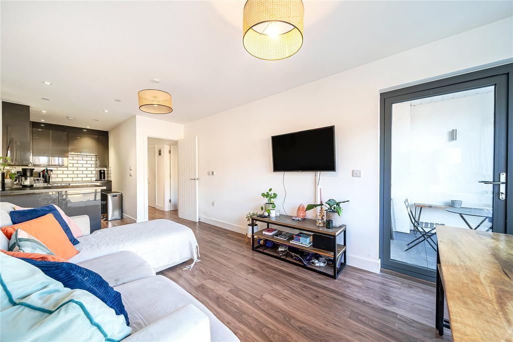 Gordon Road, London 2 bed apartment for sale - £450,000