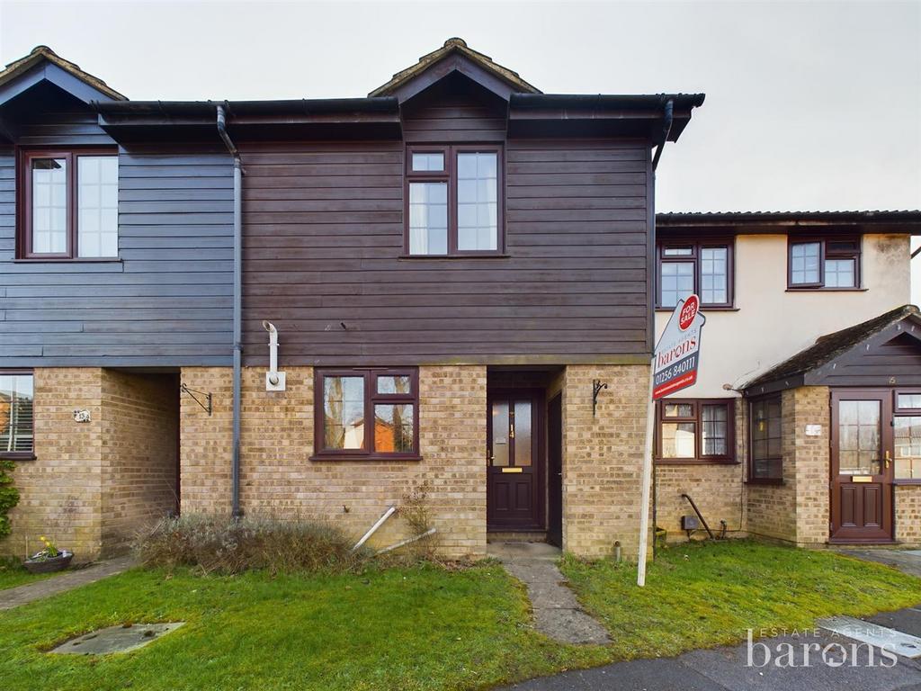Brookfield Close, Basingstoke RG24 2 bed terraced house - £300,000