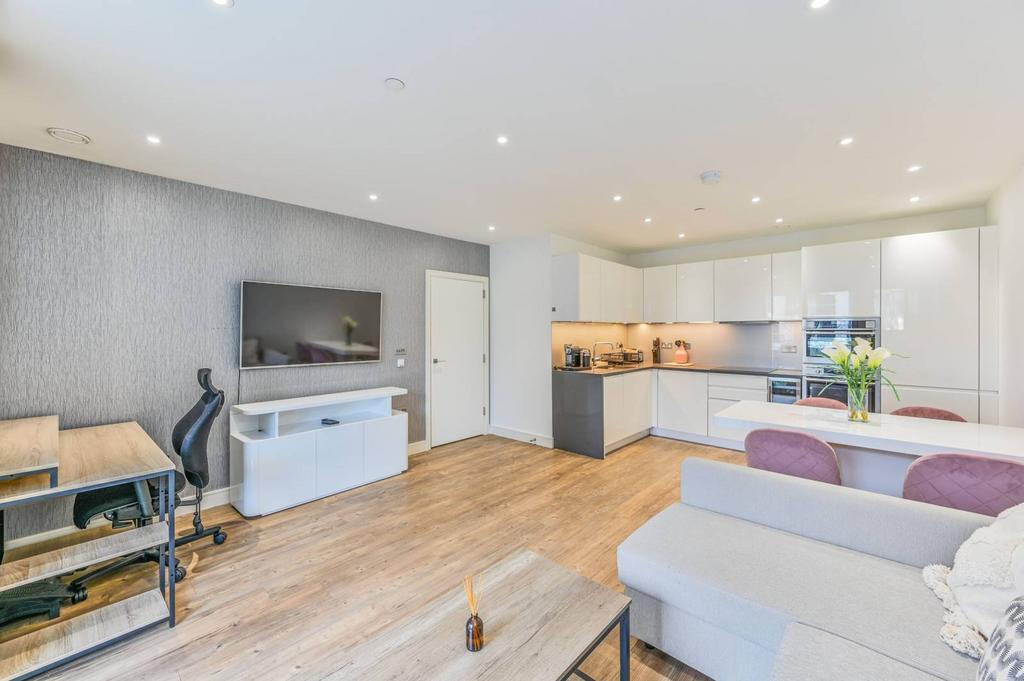 Nine Elms Point, Nine Elms, London, SW8 1 bed flat to rent - £3,792 pcm ...