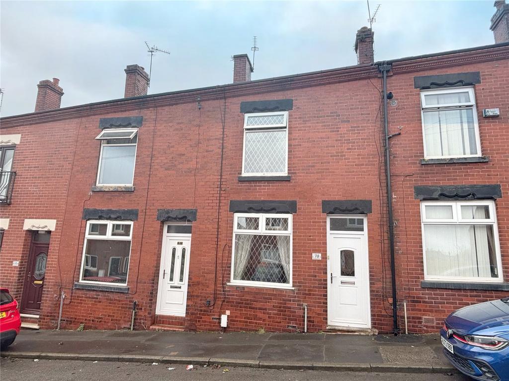 Fielding Street, Middleton... 2 bed terraced house for sale - £150,000