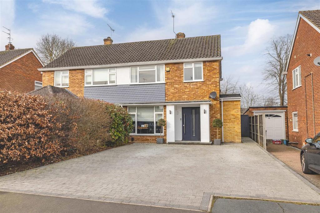 Priors Road, Windsor 3 bed semi-detached house - £599,950