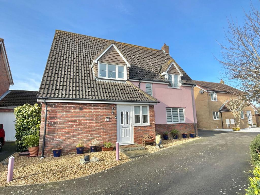 Princess Avenue, March 4 bed detached house - £348,000