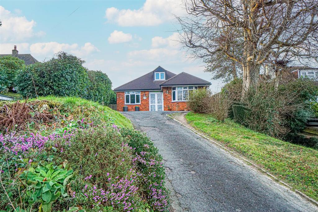 Winchelsea Road, Guestling, Hastings 5 bed detached house for sale - £ ...