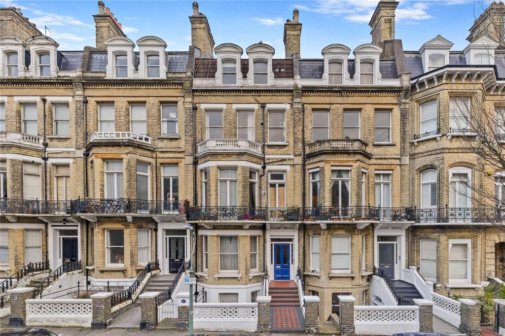 First Avenue, Hove, East Sussex, BN3 1 bed apartment for sale - £465,000