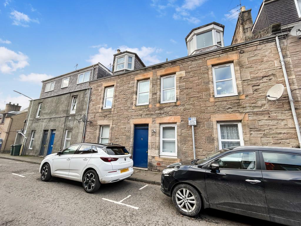 James Street, Perth 2 bed flat - £125,000