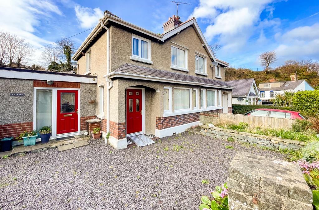 Mill Road, Llanfairfechan, Conwy, LL33 3 bed semi-detached house for ...