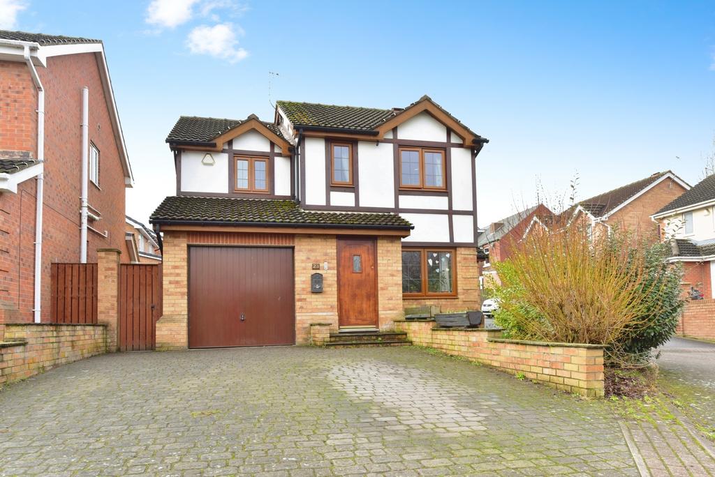Moorland View, Rotherham S63 5 bed detached house for sale - £280,000