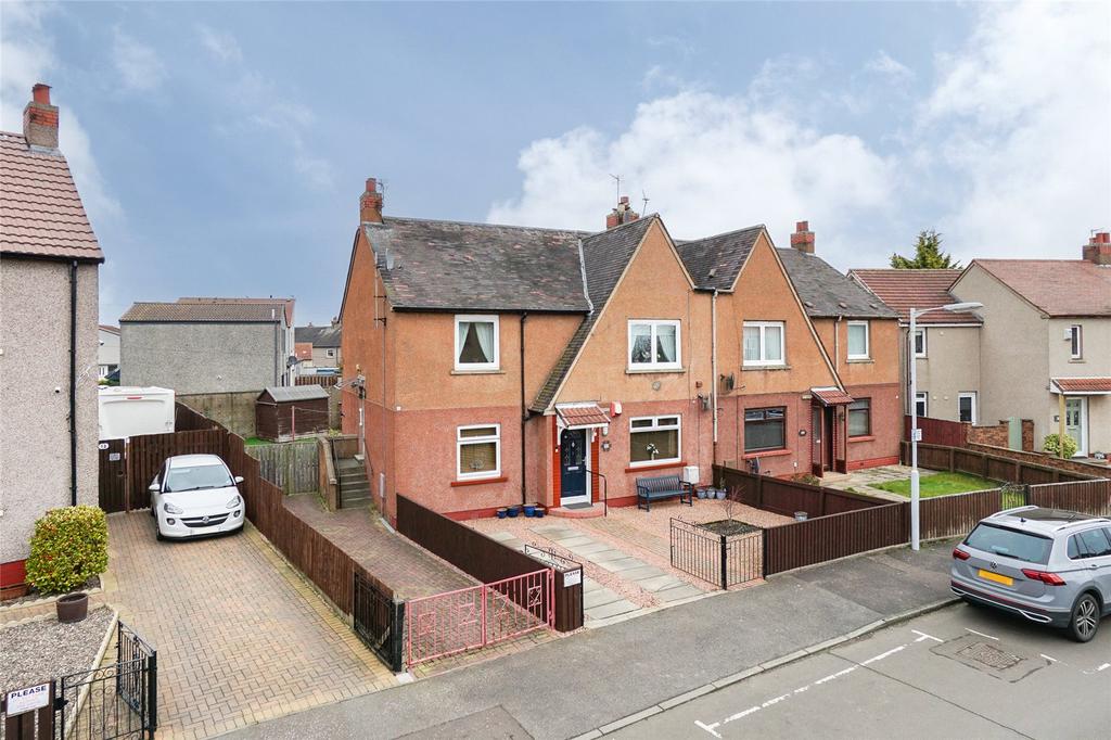 Swallow Crescent, Leven KY8 2 bed flat for sale - £65,000