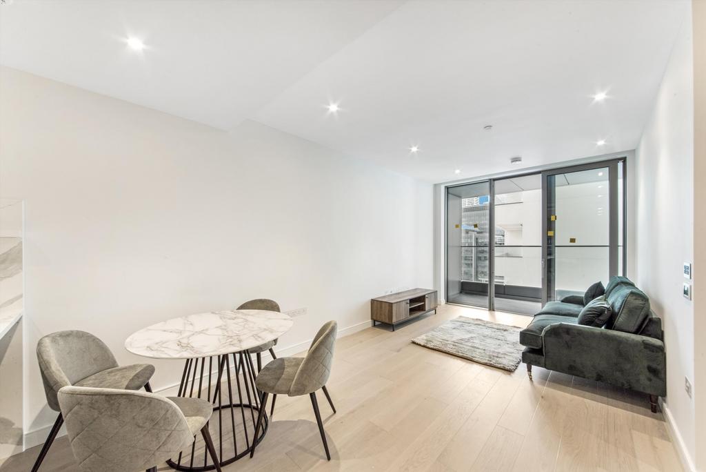 Park Drive, London, E14 1 bed flat to rent - £2,999 pcm (£692 pw)