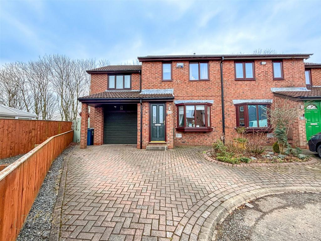 Turnstone Drive, Washington NE38 4 bed semi-detached house - £245,000