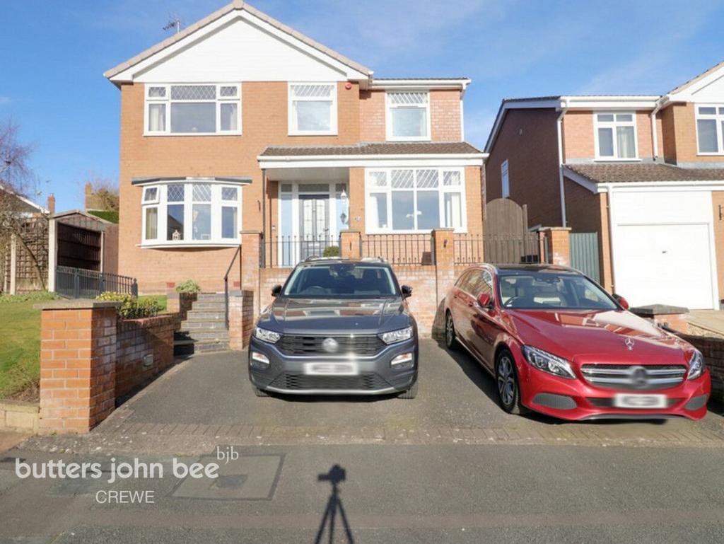 12 Rimsdale Close, Crewe CW2 6RS 4 bed detached house for sale - £325,000