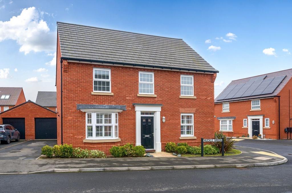 Huckle Green, Marston Moretaine, Bedford 4 bed detached house for sale ...