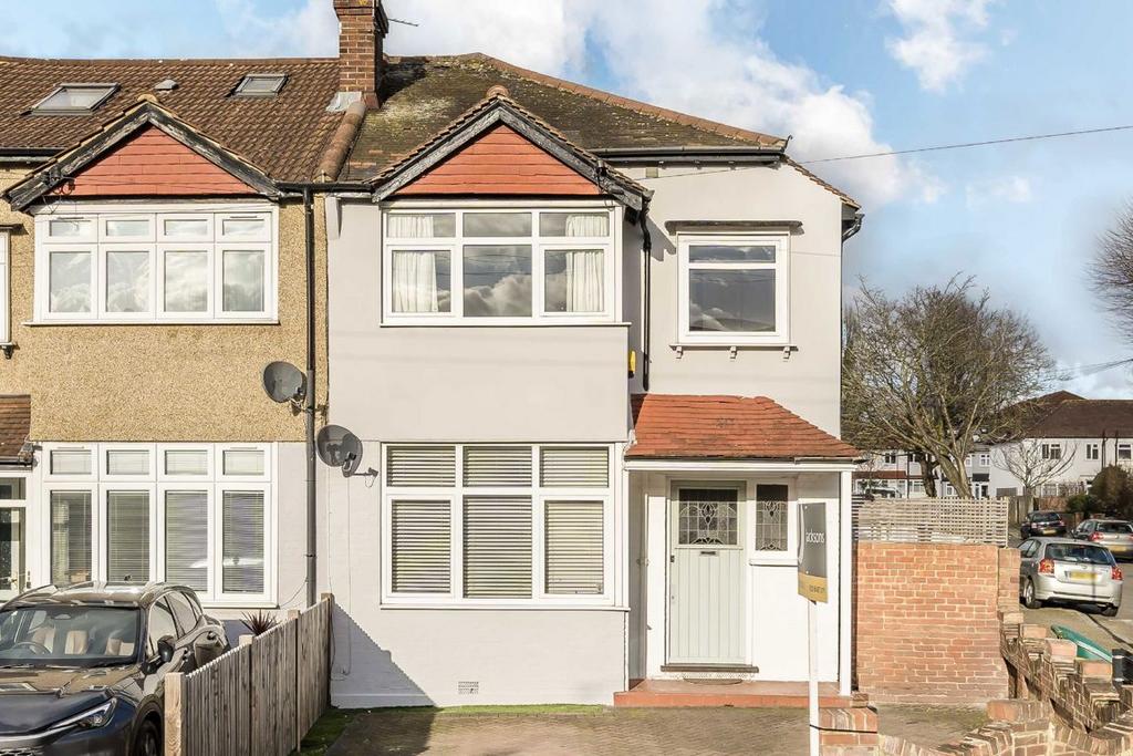 Sherwood Avenue, London SW16 3 bed end of terrace house for sale - £675,000
