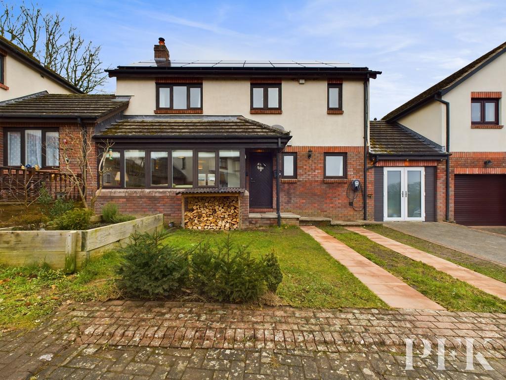 Tallows Whins, Penrith CA10 3 bed property for sale - £360,000