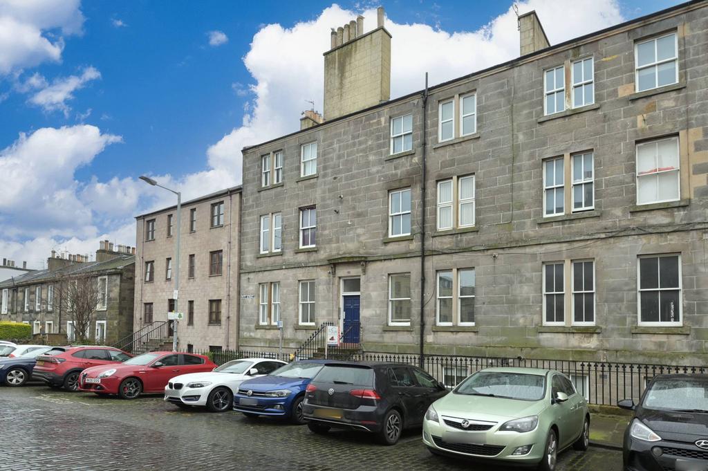 76/8 Pitt Street, Bonnington... 1 bed flat for sale - £190,000