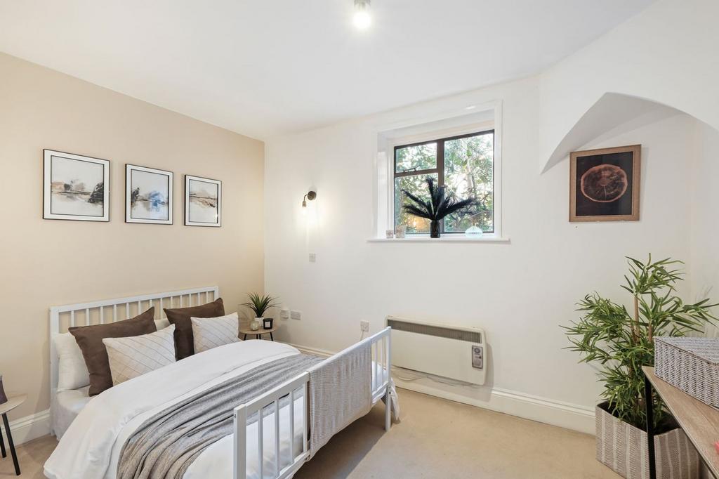 Barbourne Terrace, Tredennyke House... 2 bed flat - £155,000
