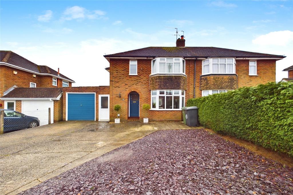Longworth Avenue, Tilehurst, Reading... 3 bed semi-detached house for ...