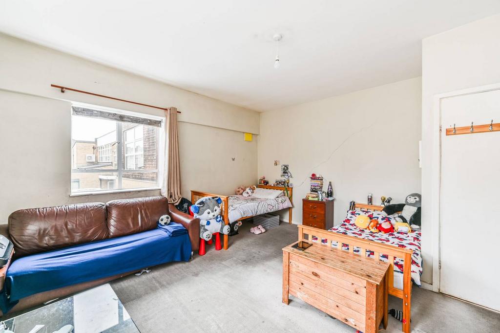 Lambert Road, Brixton, London, SW2 2 bed flat - £1,734 pcm (£400 pw)