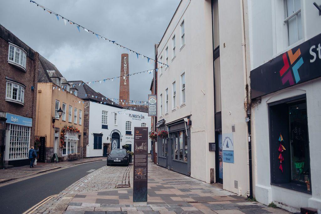 Southside Street, Plymouth PL1 1 bed flat for sale - £180,000