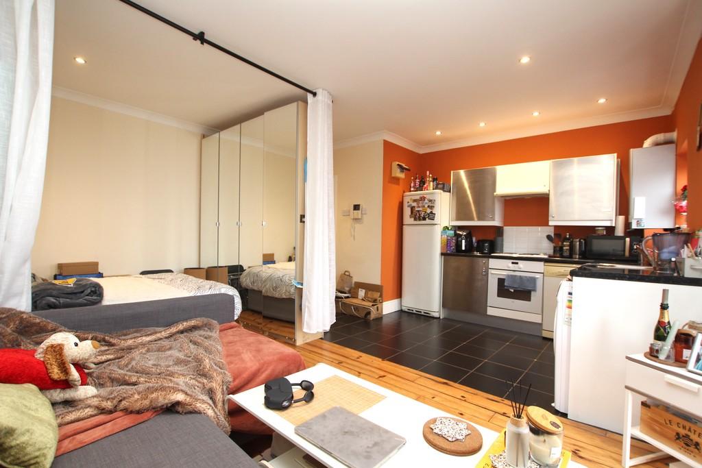 Raymond Street, chester, Chester Studio - £695 pcm (£160 pw)