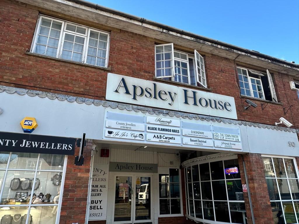 High Street, Swindon SN4 Office - £700 pcm (£162 pw)