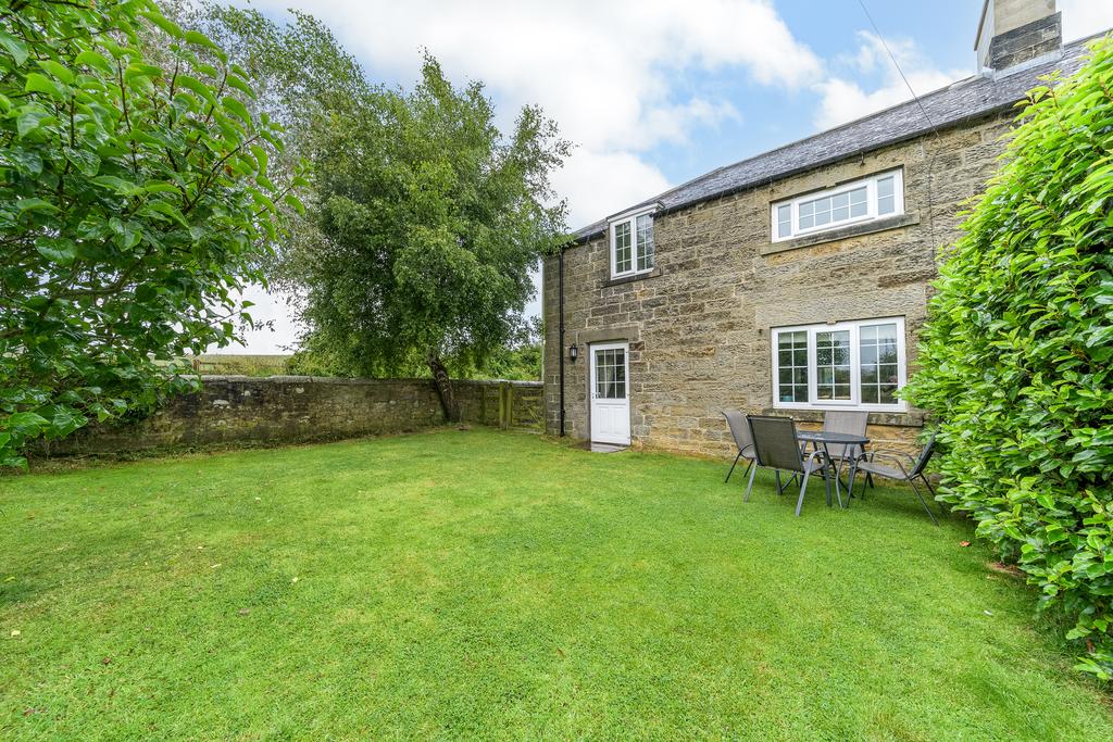 Warkworth, Morpeth NE65 2 bed end of terrace house for sale - £300,000